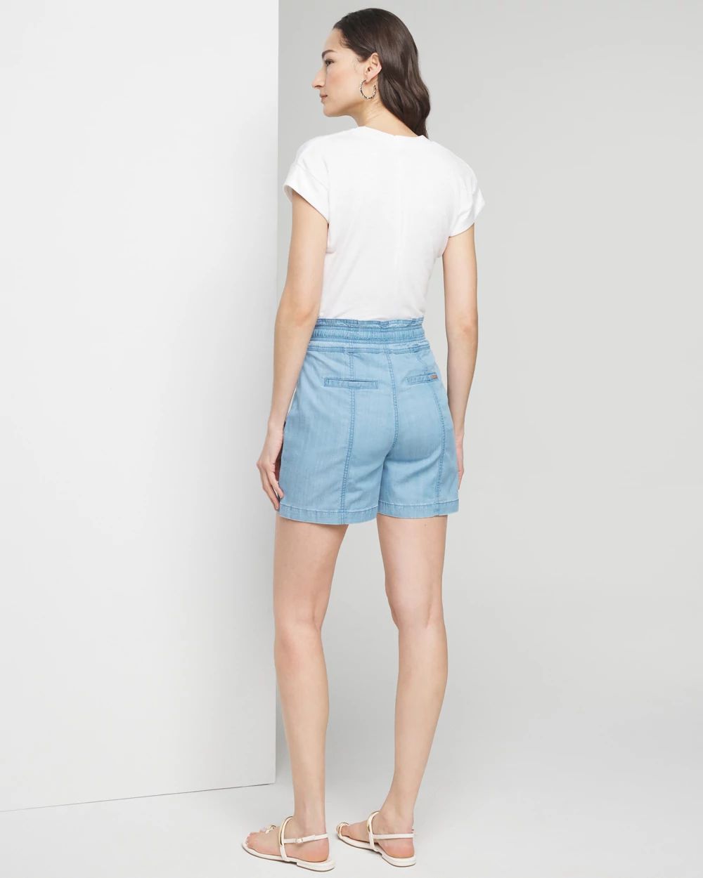 Extra High-Rise Stretch Shorts | White House Black Market